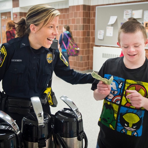 Columbus School Resource Officer Receives Award – City of Columbus, Indiana